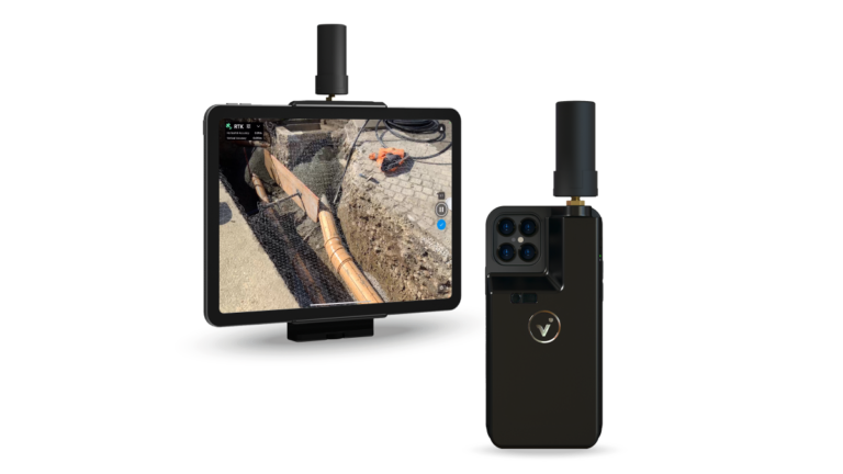 Pix4Dvidoc RTK Rover - Handheld Terrestrial Scanning Tool